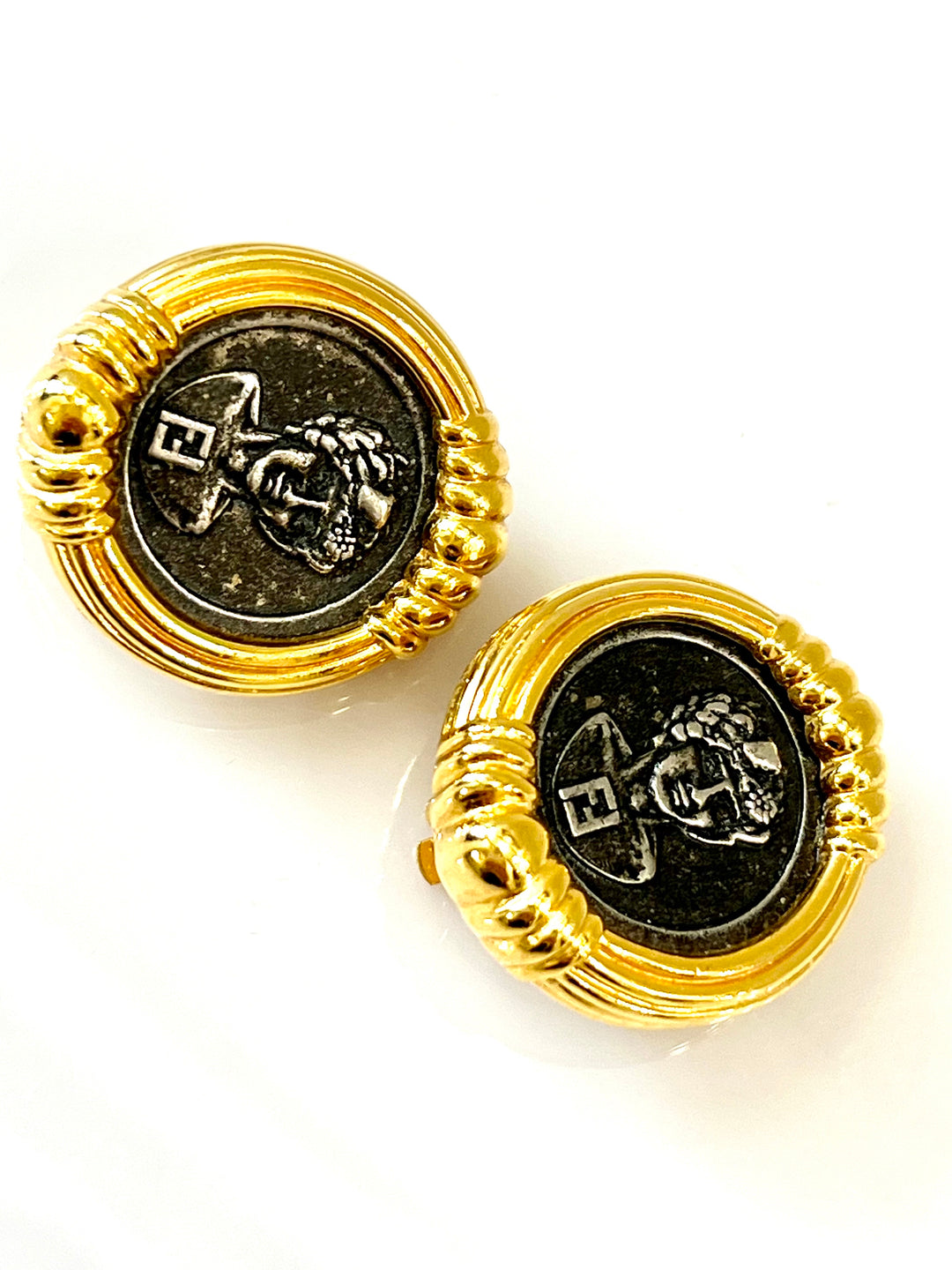 Fendi clip on earrings store